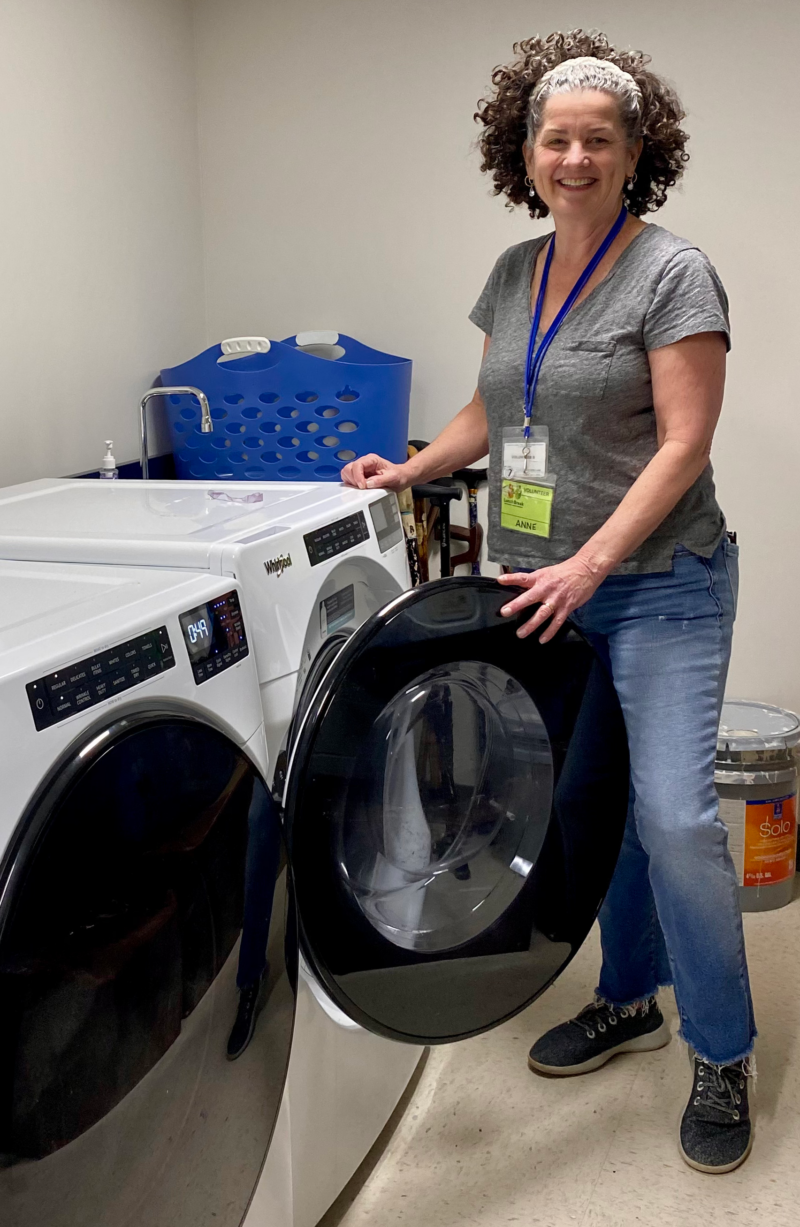 Shower and Laundry Services | Lunch Break